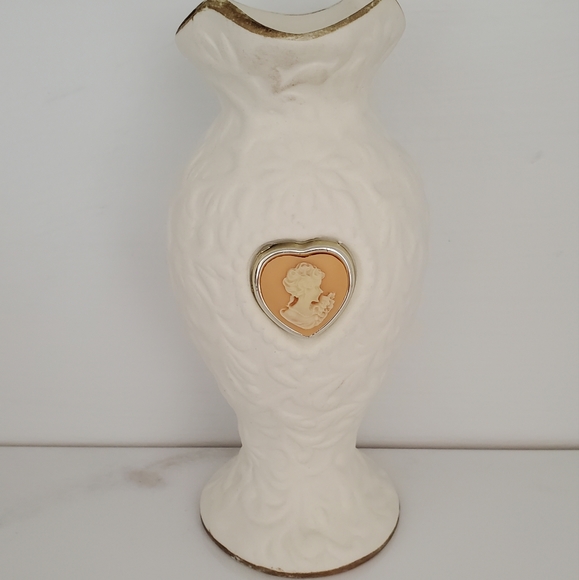 Accents | Vintage Wallace Porcelain Cameo Floral Vase | Poshmark